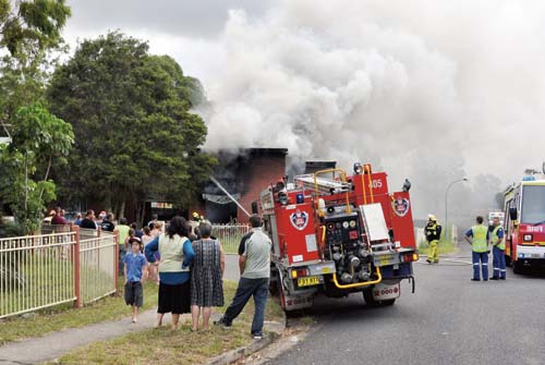 Fire engulfs East Nowra home | South Coast Register | Nowra, NSW