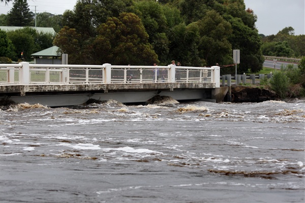 Panmure bridge re-opens after floods | The Standard | Warrnambool, VIC
