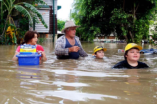 Donate to Queensland's flood victims | Bendigo Advertiser | Bendigo, VIC