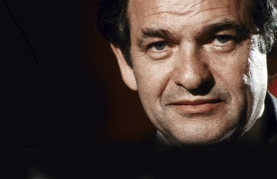 Abe Saffron's life as a charismatic crook | Newcastle Herald ...