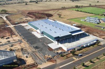Dubbo set to get two new shopping complexes - Bunnings on track for ...